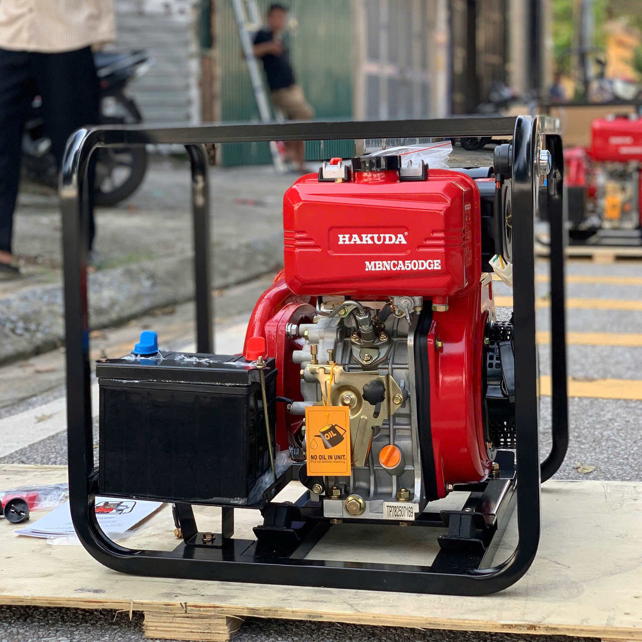 Máy bơm nước chạy dầu cao áp 4KW Hakuda MBNCA50DGE