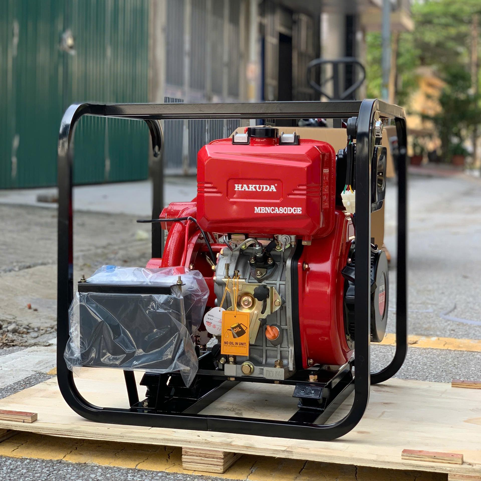 Máy bơm nước chạy dầu cao áp 6.6KW Hakuda MBNCA80DGE
